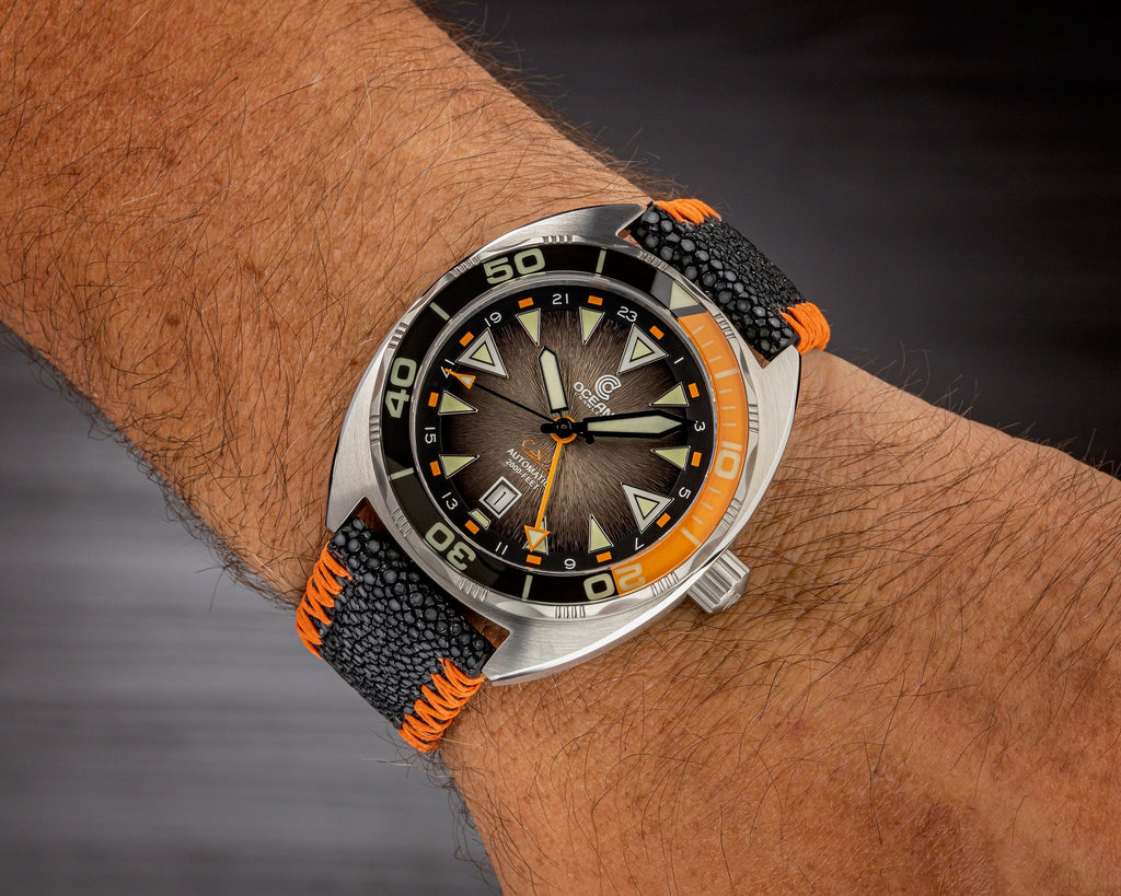 Ocean Crawler Core Diver GMT V3 - Black/Brown – Ocean Crawler Watch Co.
